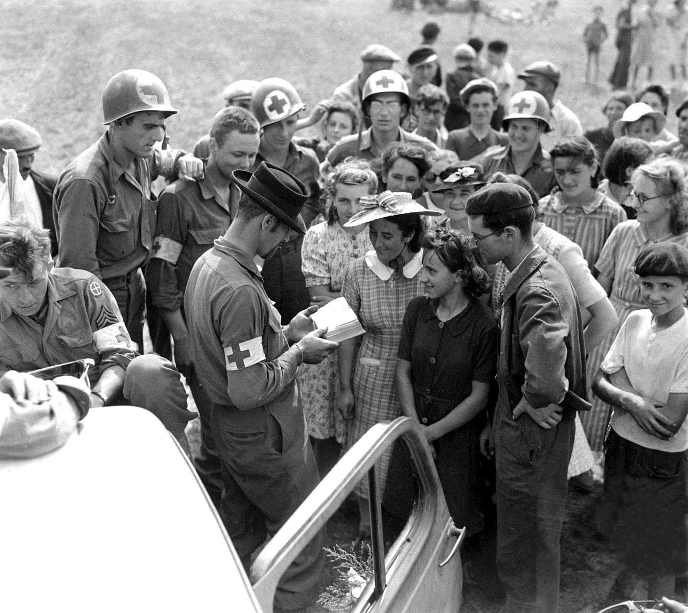 WW2 Field Medics' Firsthand Stories