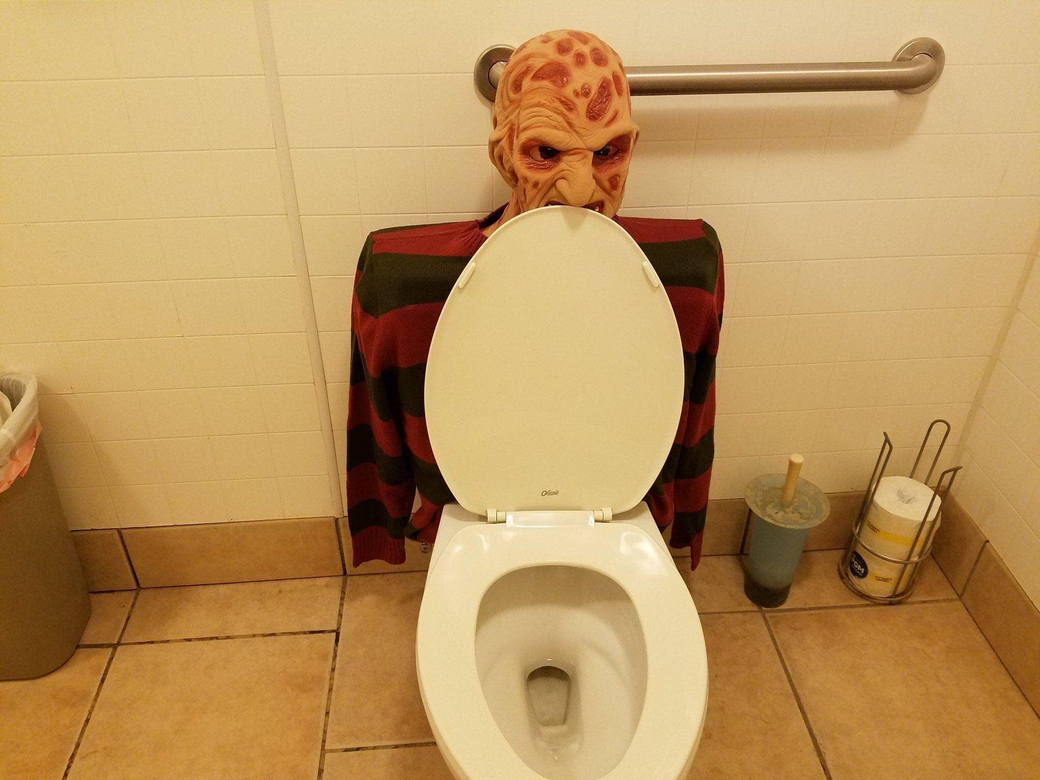 25 Toilets With Auras More Threatening Than Horror Film Villains
