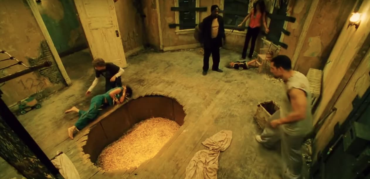 Behind The Scenes Of The 'Saw II' Needle Pit