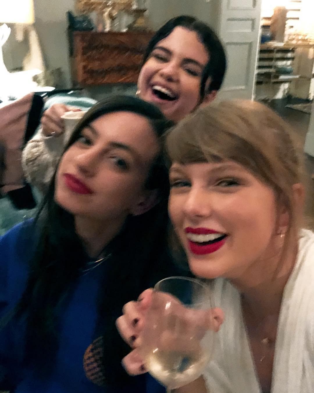 30 Empowering Taylor Swift Quotes To Live By
