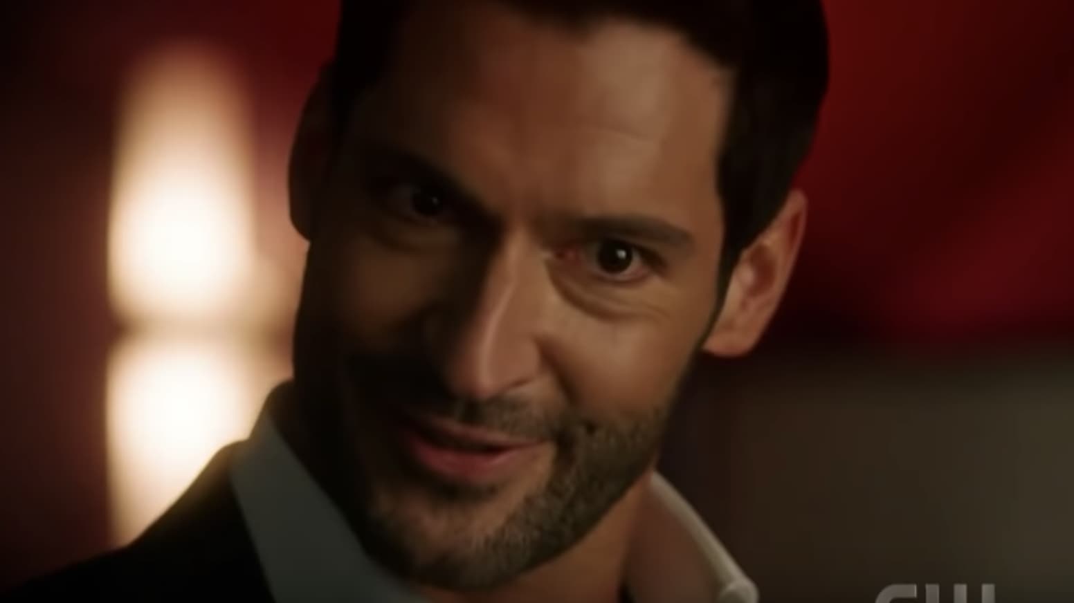 'Crisis On Infinite Earths' CW Arrowverse Crossover: Easter Eggs And Cameos