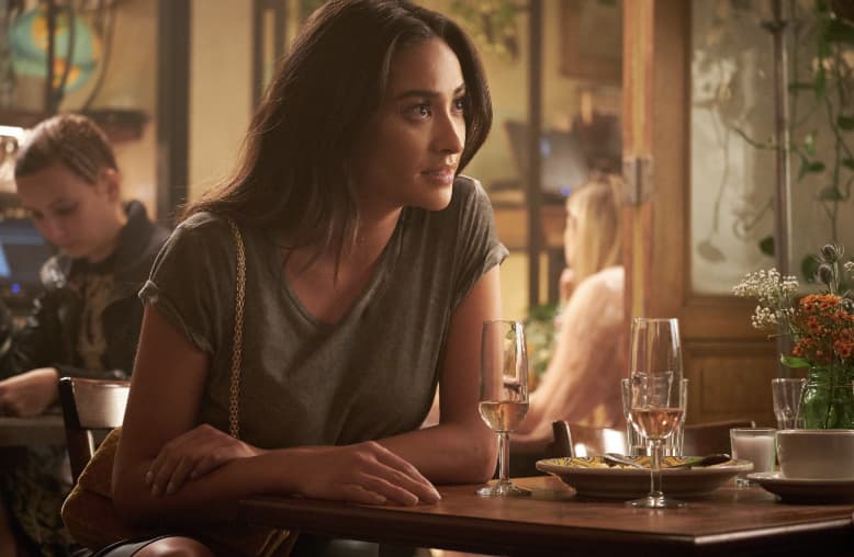 'You' Season 1: Recap, Summary, And What You Need To Know For Season 2