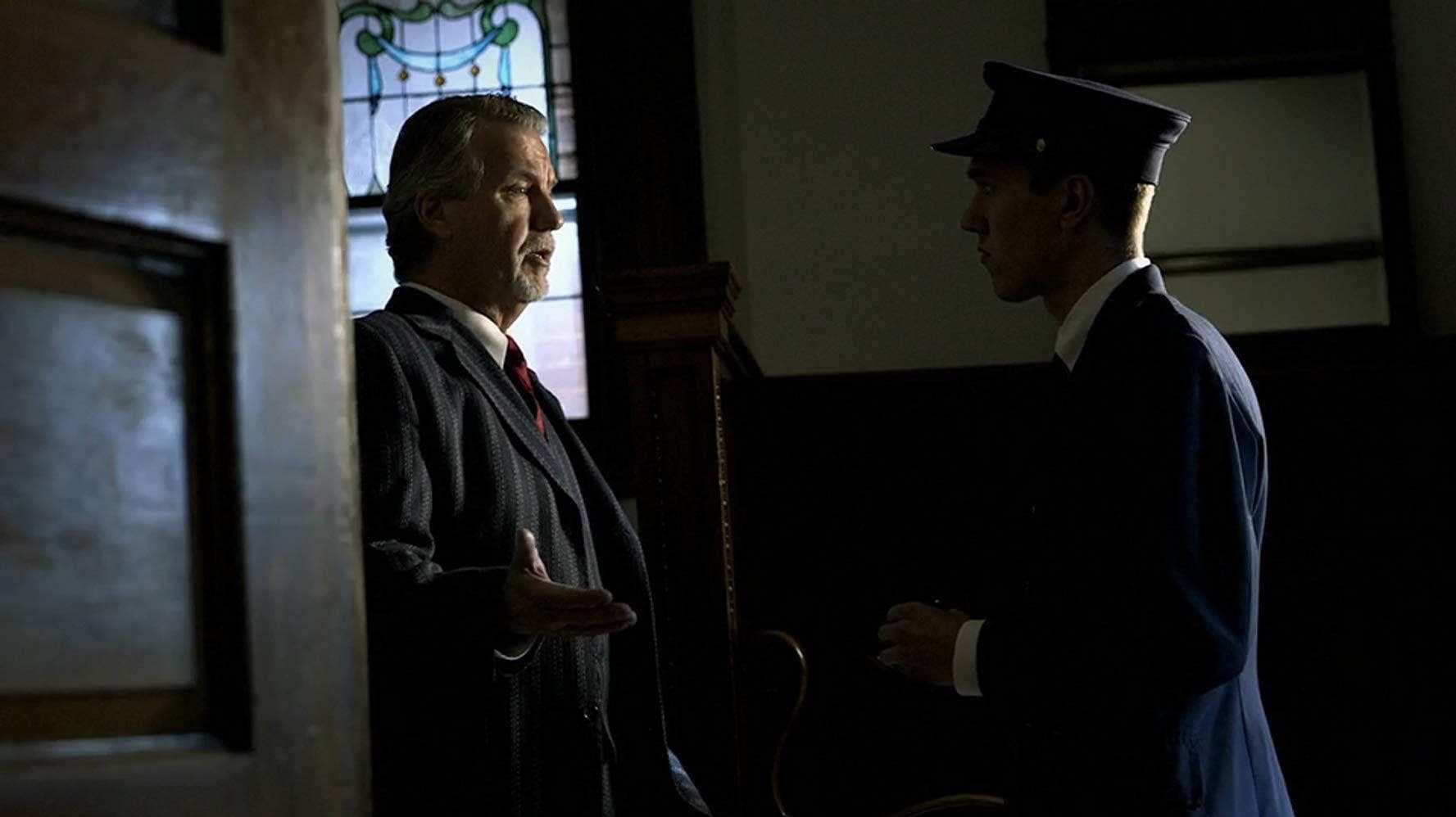 The Tragic History Of LA’s Greystone Mansion