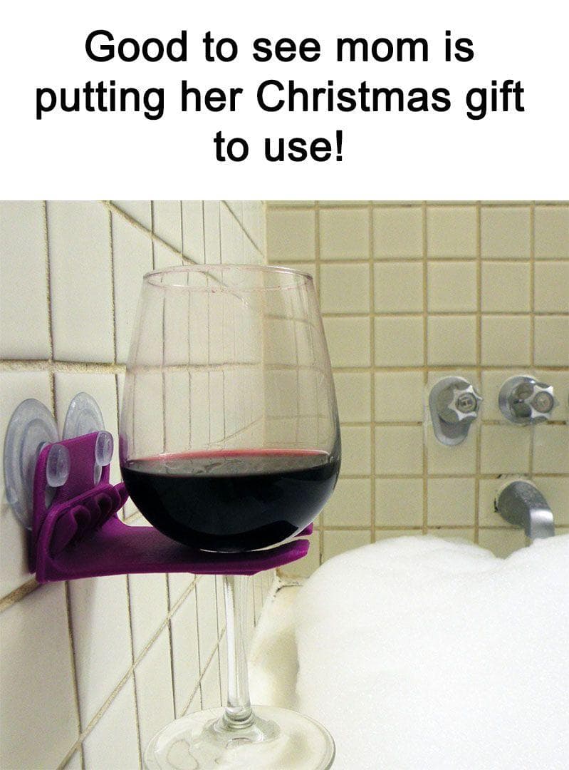 19 Funny Memes That Moms Who Love Wine Will Cheers To