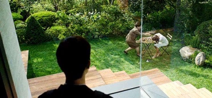 15 Easter Eggs In 'Parasite' You Probably Didn't Notice