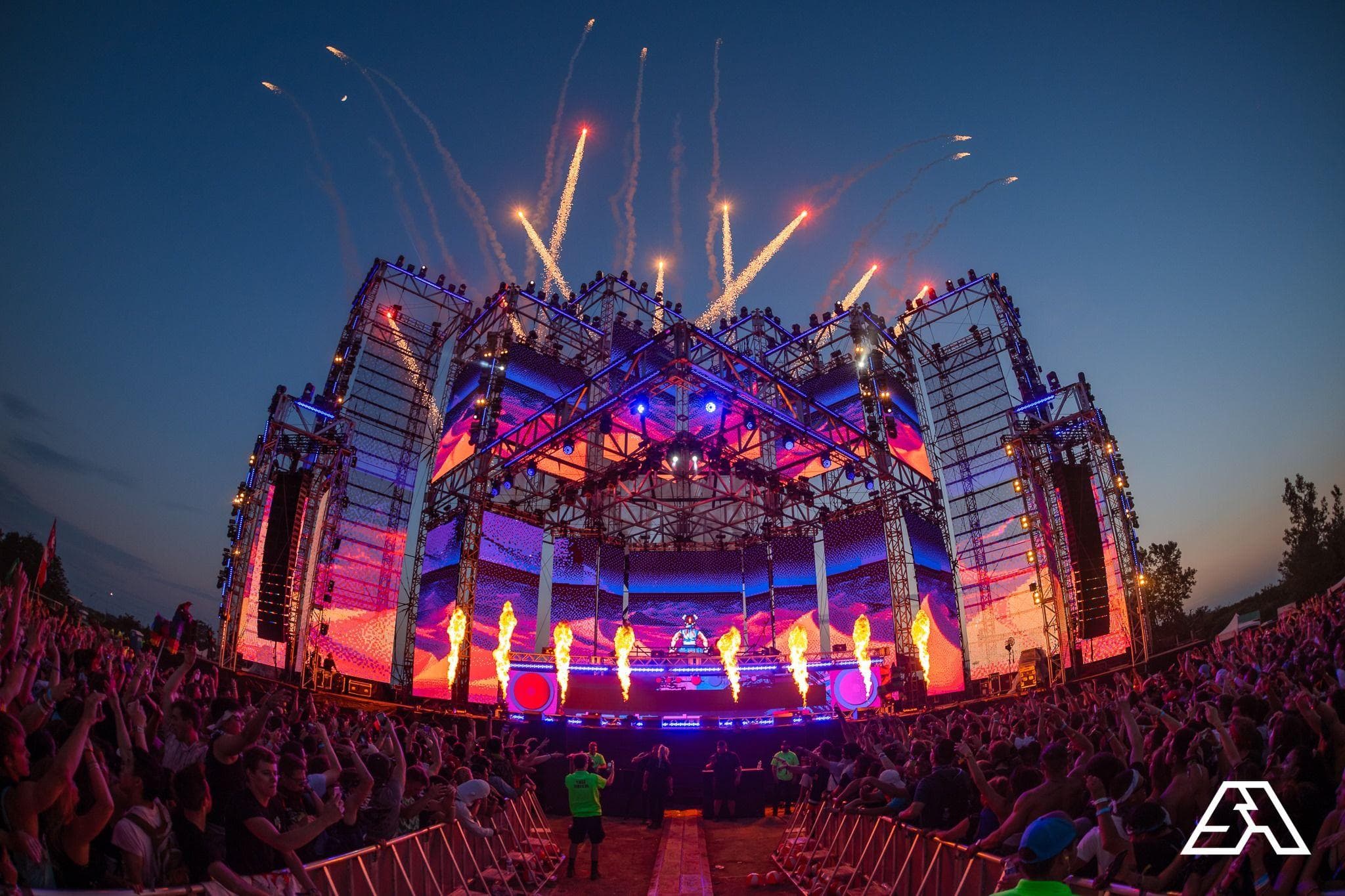 The 35+ Biggest EDM Festivals In The USA, Ranked