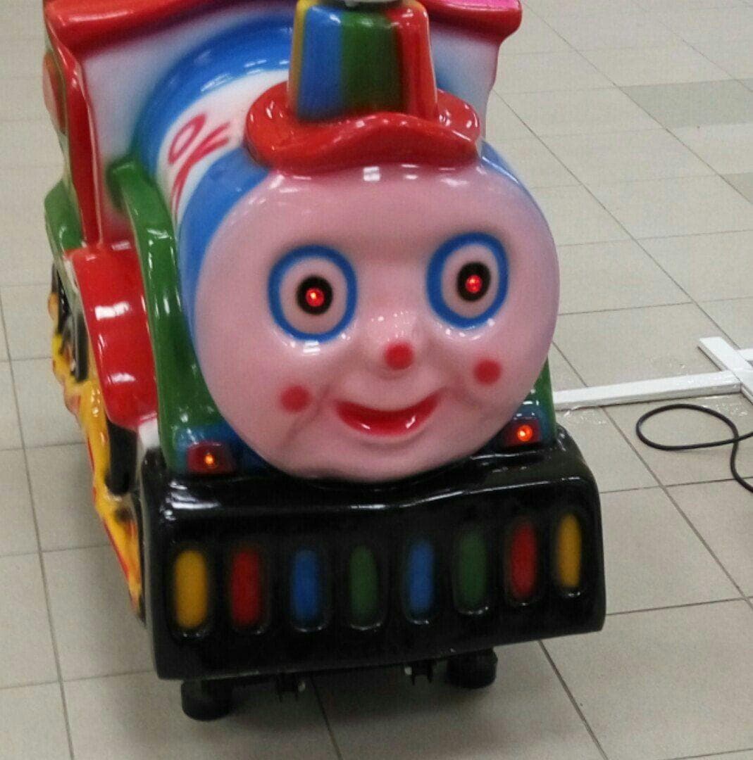 21 Cursed Images Of Beloved Children's Show Character Thomas The Tank ...