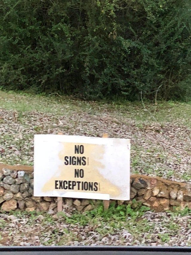 33 Ironic Signs That Aren't Helping Anyone