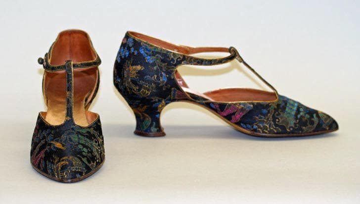 Here's What "Trendy" Shoes Looked Like In Every Decade Of The 20th Century