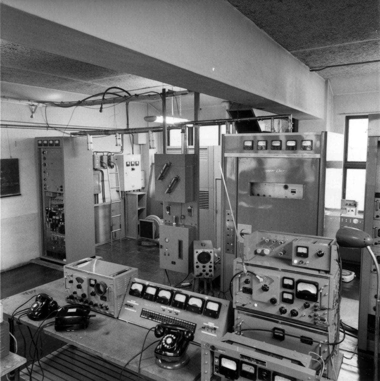 11 Inventions Queen Elizabeth II Was Older Than