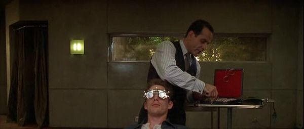 14 'Gattaca' Details And Behind-The-Scenes Facts For True Science Nerds