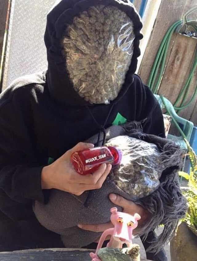 25 Unsettling Images That Are Way Too Uncomfortable To Look At