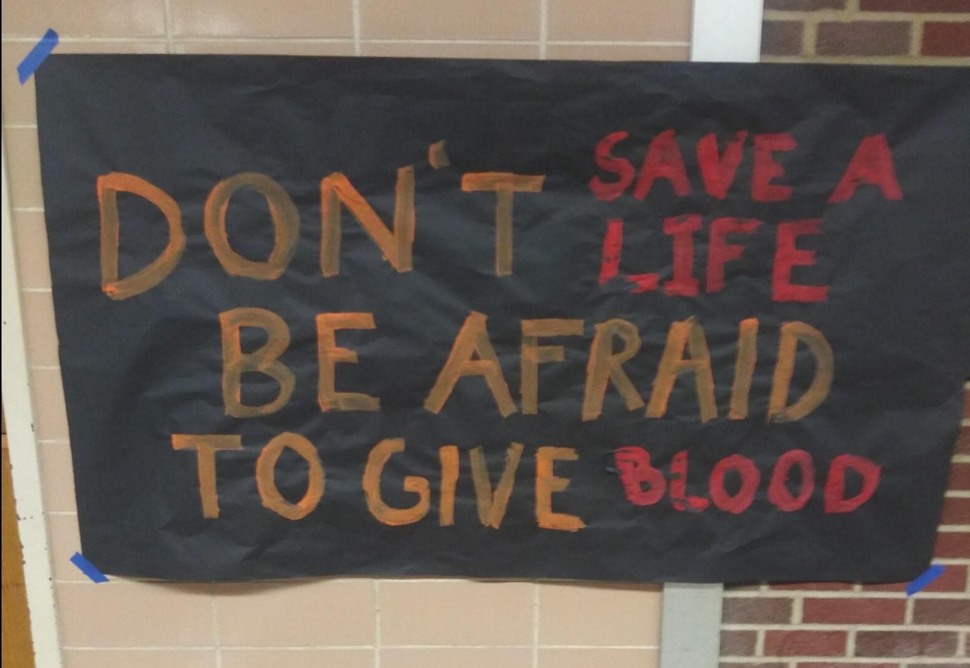 32 Hilarious Sign Fails That Made Their Messages Meaningless