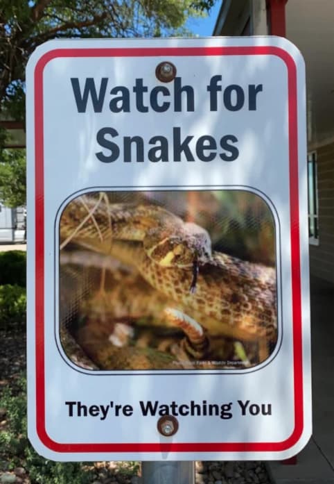 27 Terrifying Safety Signs That Left Us Wondering What Actually Happened
