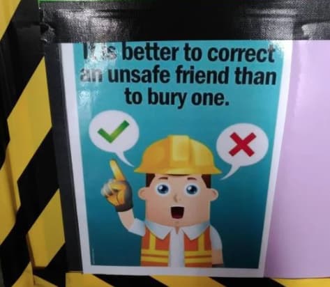 27 Terrifying Safety Signs That Left Us Wondering What Actually Happened
