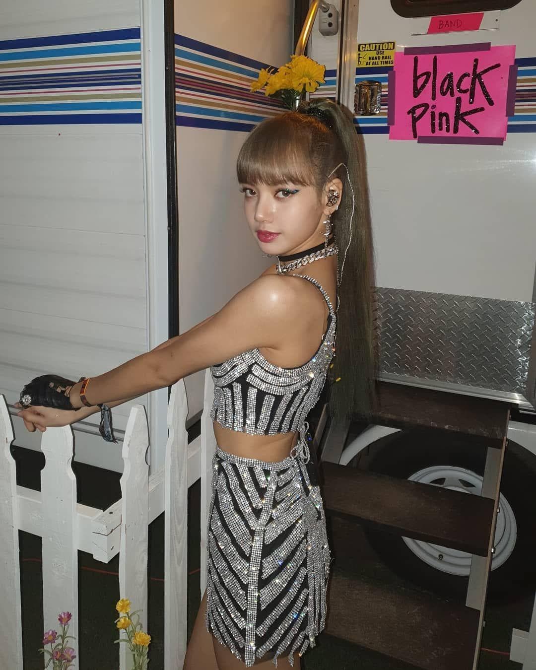 28 Blackpink Lisa Outfits That Blew Us Away