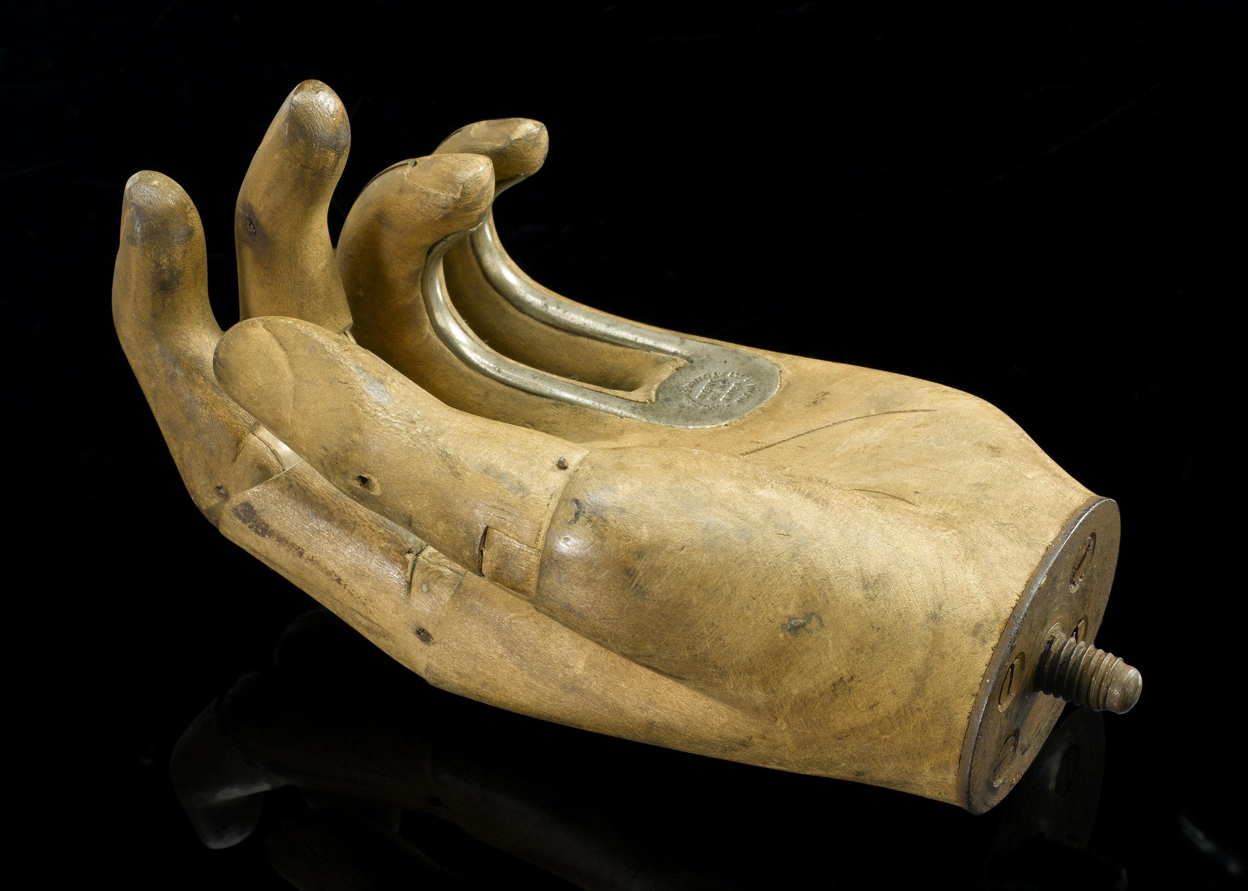 Cool Historical Prosthetics That Made Us Say 'Whoa'