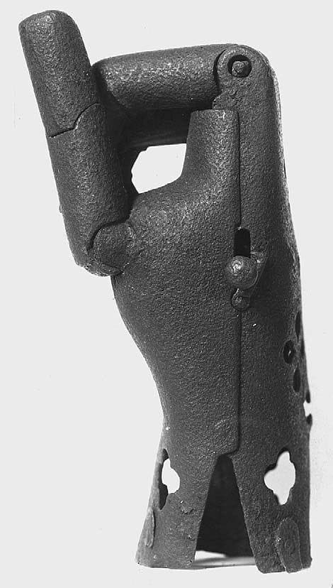 Cool Historical Prosthetics That Made Us Say 'Whoa'