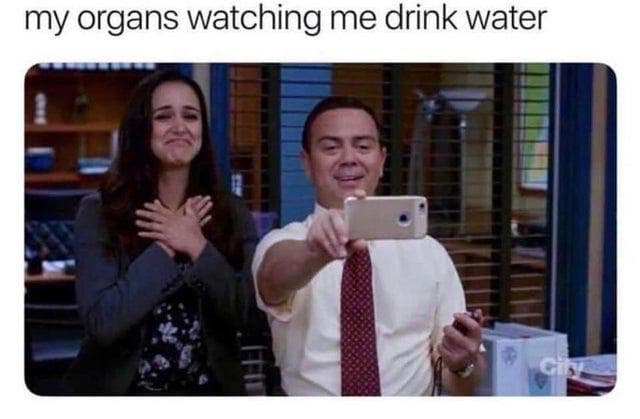 30 Relatable Memes For People Who Drink A Lot Of Water