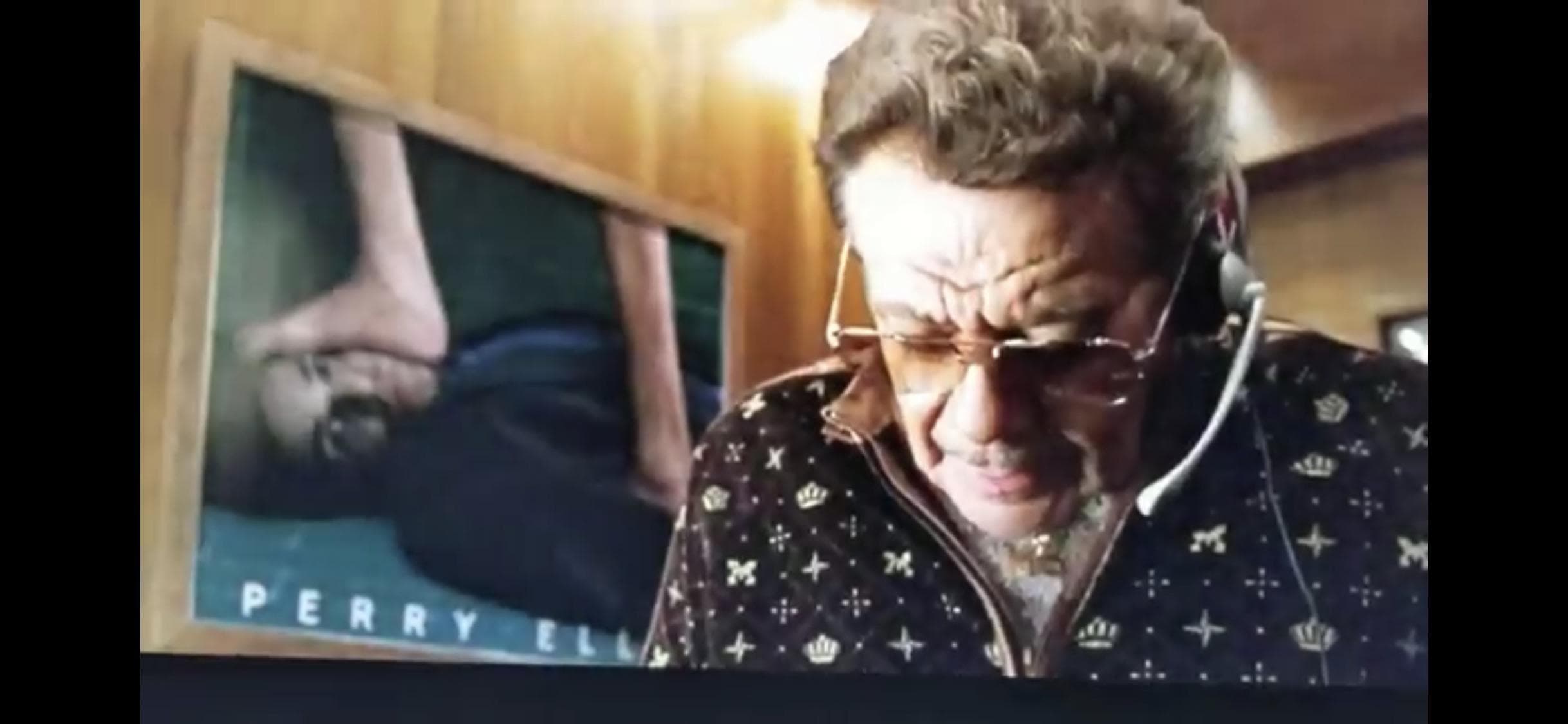 Small But Clever Details From Comedies That Fans Noticed