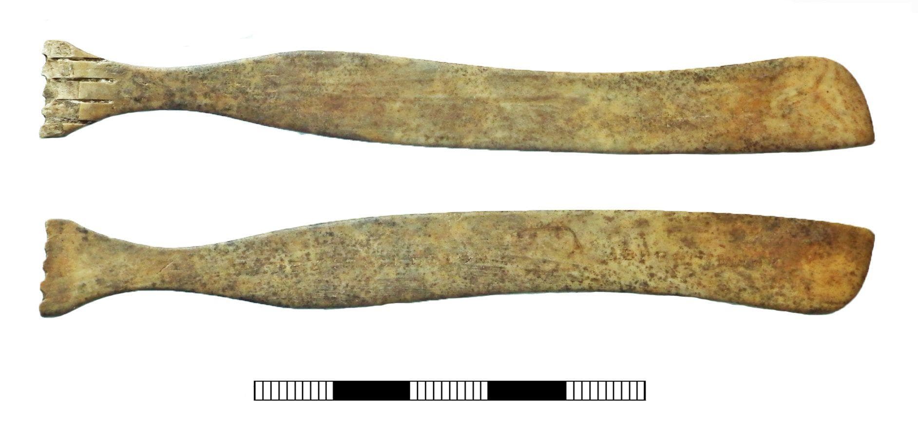 Things People Used For Personal Grooming Throughout History