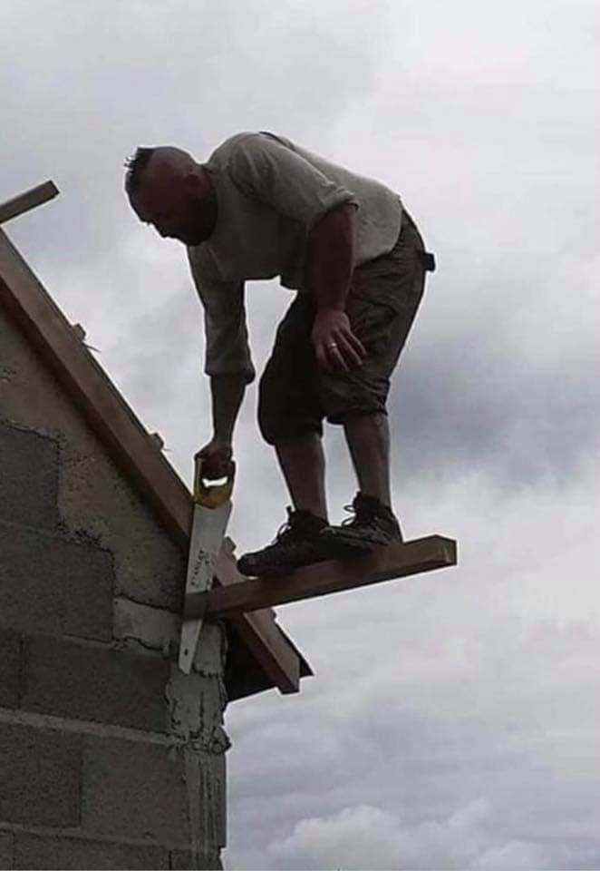 17 Hilarious Images That Can Only Be Explained With Looney Tunes Logic