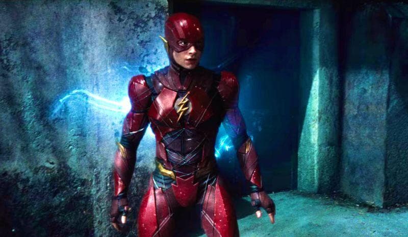 The Incredible True Story Of How Marlon Wayans Was Almost Robin In ...
