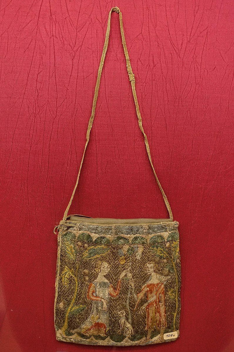 17 Cool Medieval Artifacts We Wish We'd Learned About In School