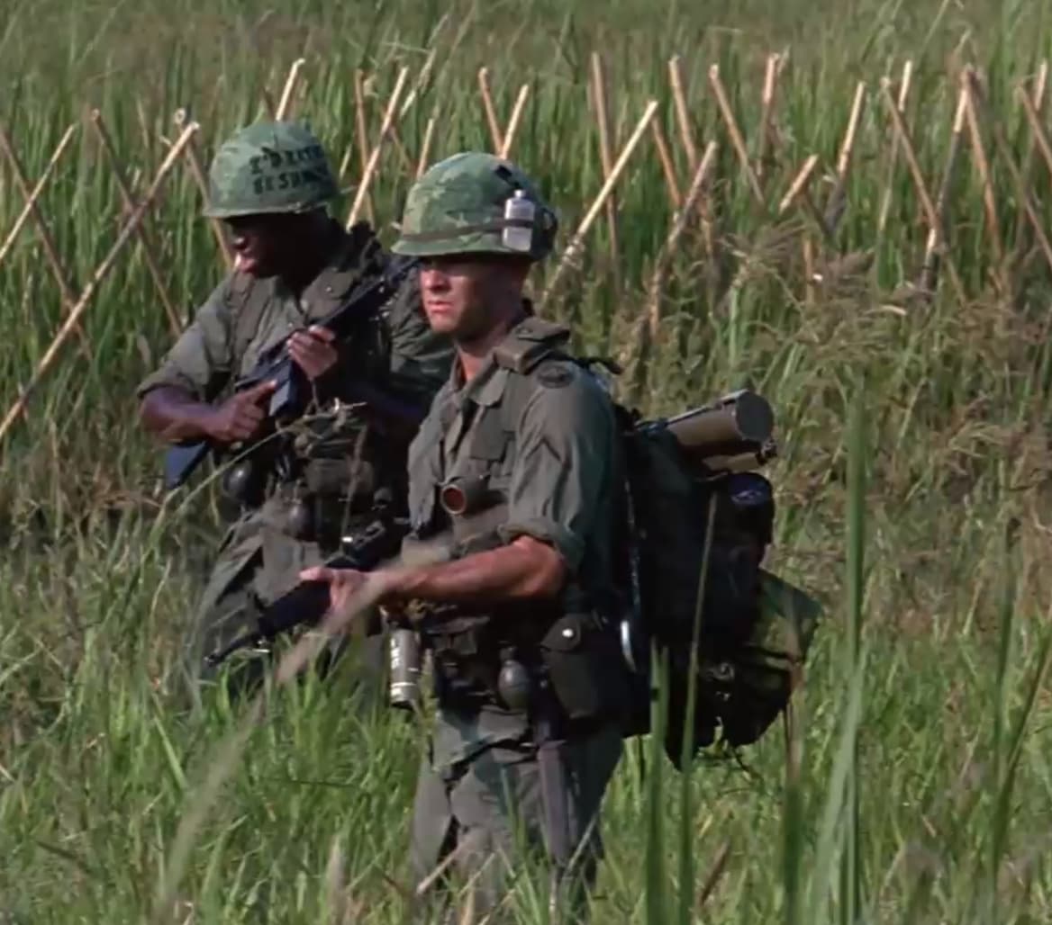 25 Small Details From 90s Movie That Make Us Want To Rewatch