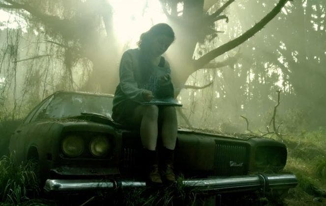 'Evil Dead' Dark Behind The Scenes Details