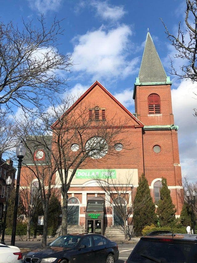 31 Pictures Of Repurposed Buildings That Made Us Say 'Whoa'