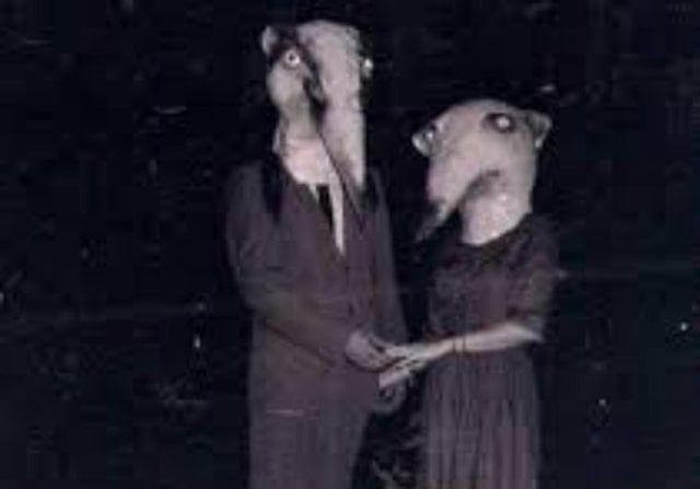 Oddly Terrifying 'Thanks, I Hate It' Images We Can't Look Away From