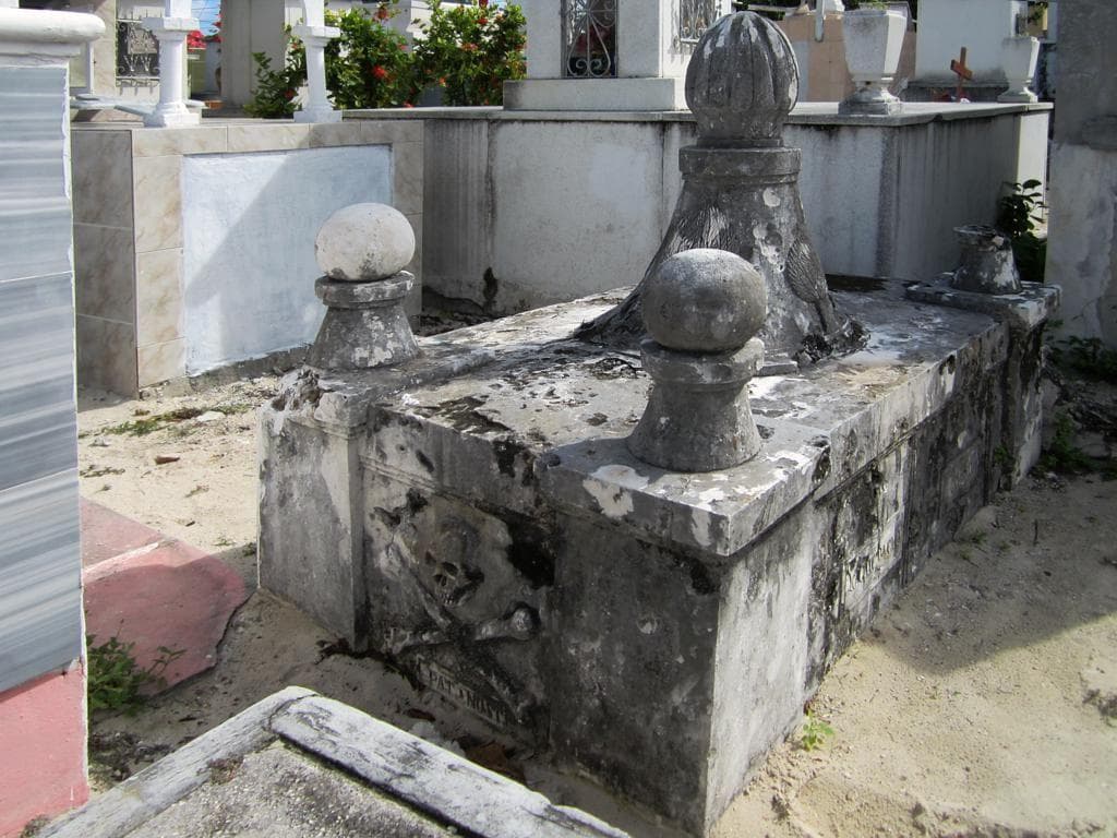 What The Graves Of Real Pirates Actually Look Like