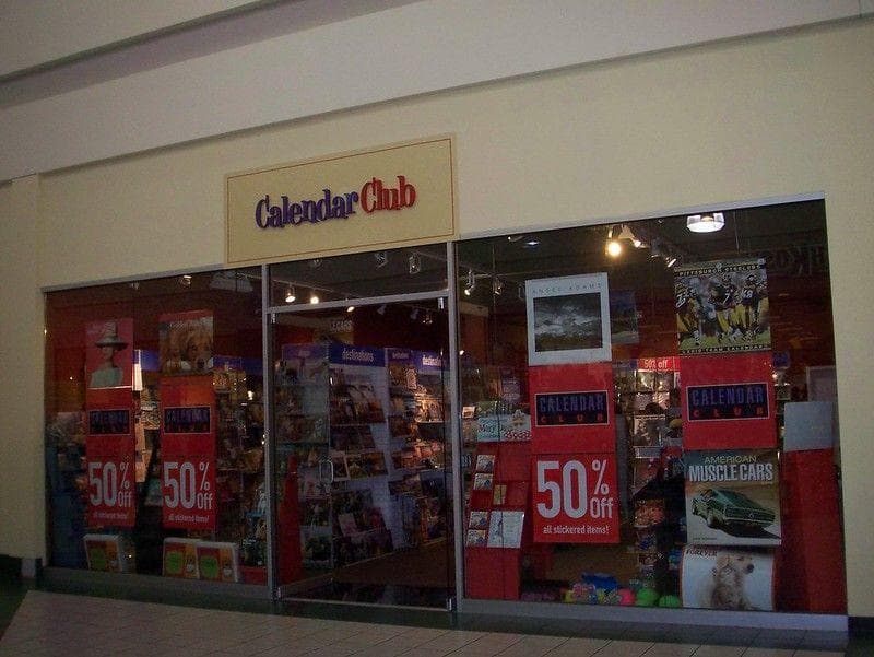 Trips To The Mall Just Aren't The Same Without These Old School Cool ...