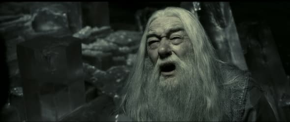 Interesting Details About Dumbledore That Harry Potter Fans Spotted