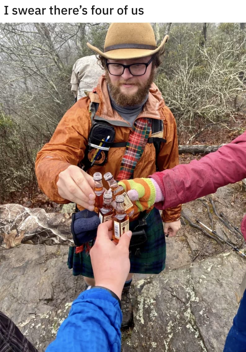 26 Perplexing Photos We Found This Month That Were Taken From Confusing ...