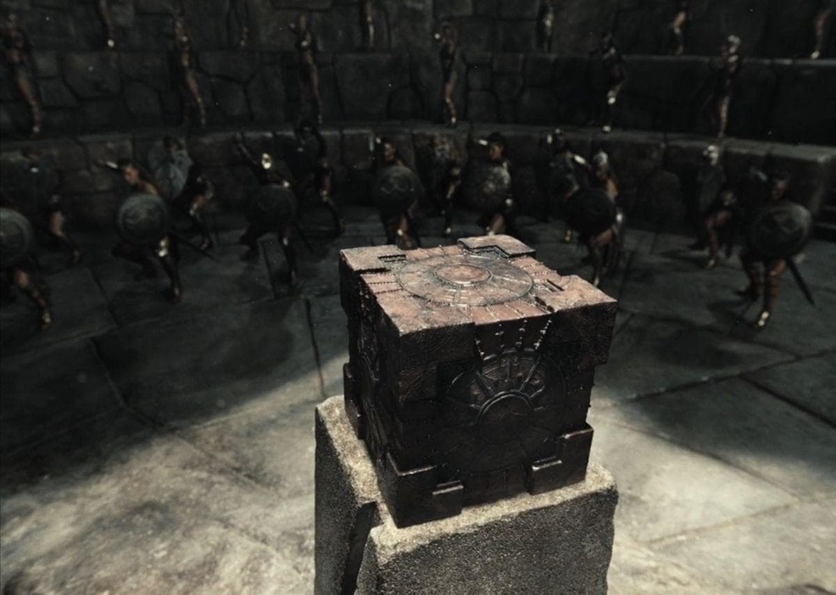 15 Prop/Wardrobe Secrets From Zach Snyder Movies