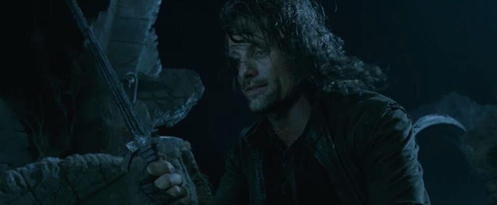 Weapon Lore Details The 'Lord Of The Rings' Films Don't Tell You
