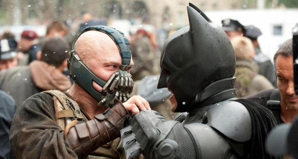 Weapons and Combat Details Fans Noticed In The 'Dark Knight' Trilogy