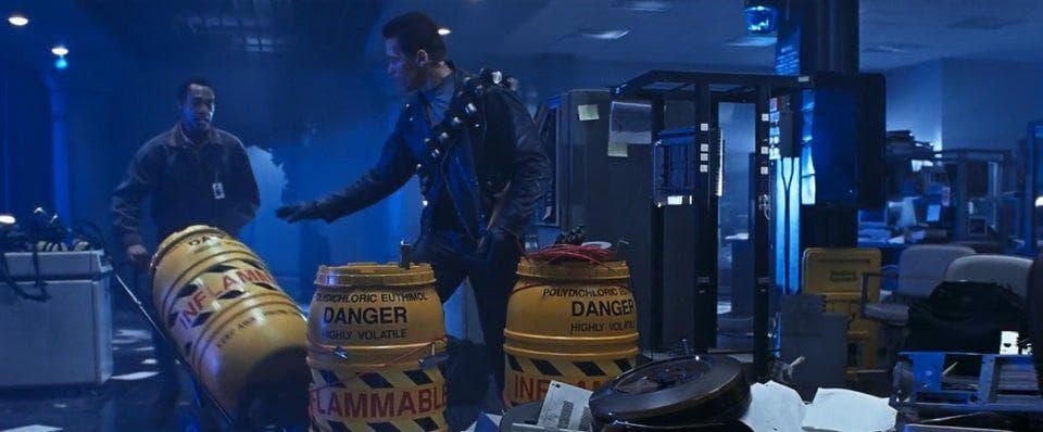 Weapon And Combat Details Fans Noticed In '90s Movies