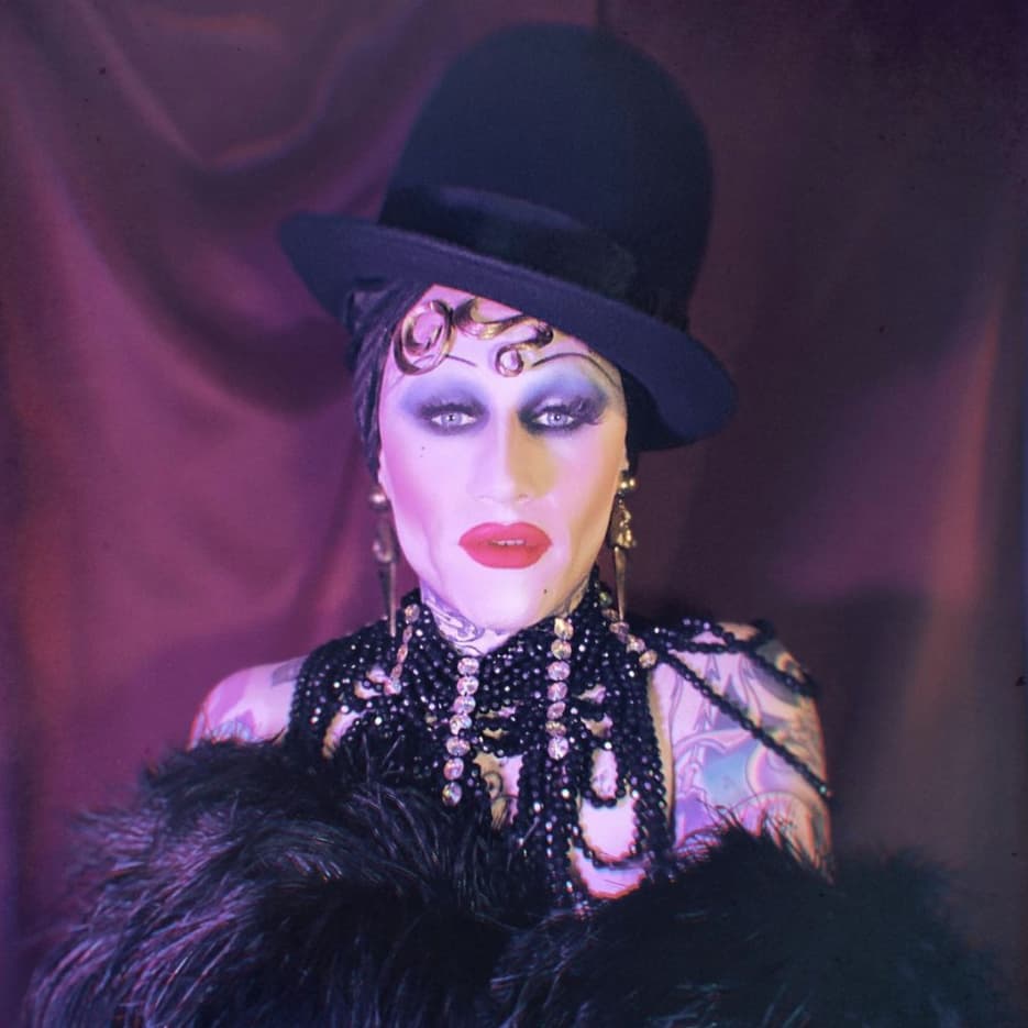 Random Best Drag Queens | Best Random Tools