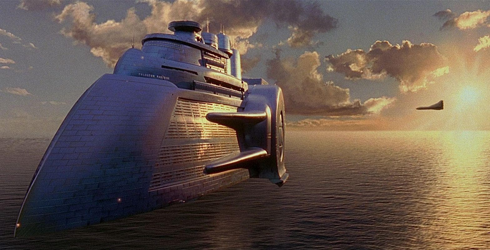 10 Behind-The-Scenes Facts About 'The Fifth Element'