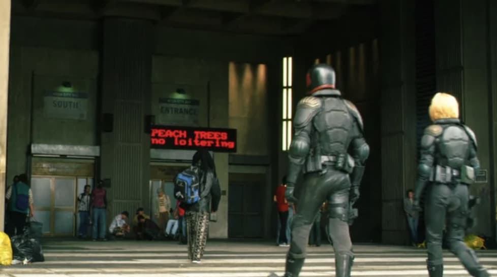 Small Details From Hyper-Stylized Action Movies That Fans Noticed