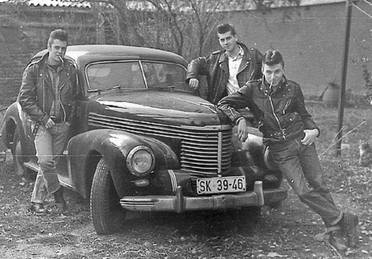 Awesome Photos Of 1950s Greasers In Action