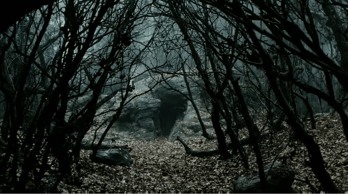 Fun And Spooky Behind-The-Scenes Details From The Set Of Tim Burton's ...