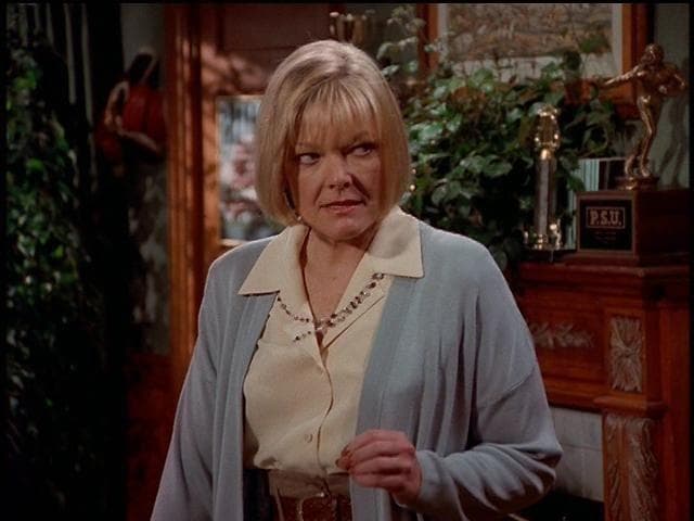 20 Fun Fan Theories From Classic Teen TV Shows That We Can't Stop ...