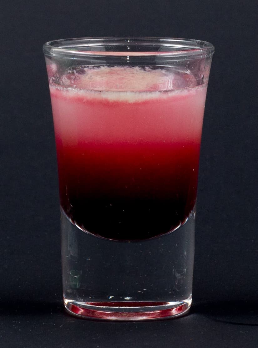 15 Extremely Potent And Slightly Dangerous Cocktails From Around The World