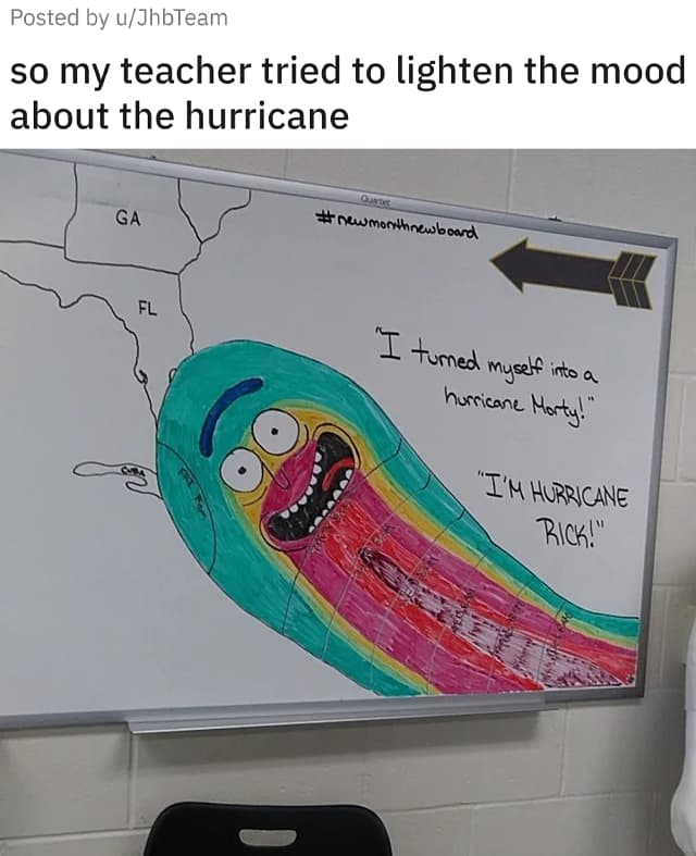 32 Funny Teachers That Deserve An A+ For Their Sense Of Humor