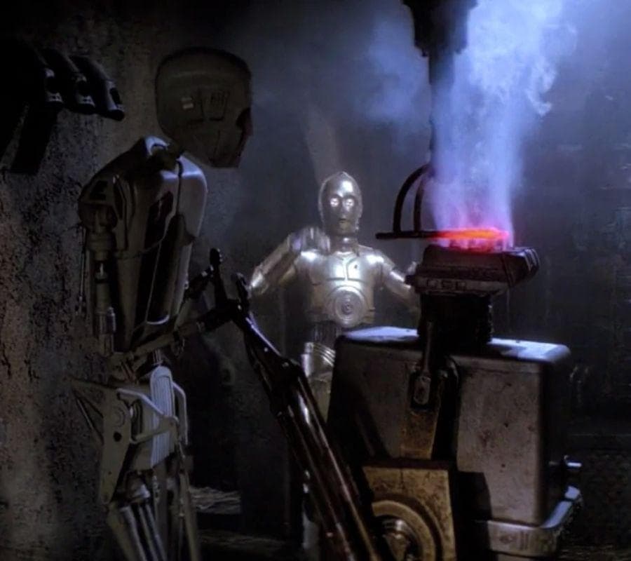 Fan Theories About Droids In 'Star Wars' That Actually Make Sense