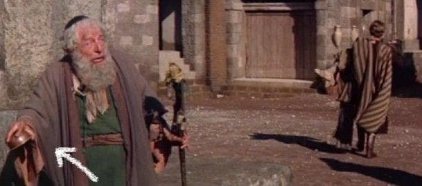 15 Incredible Prop & Wardrobe Details Fans Noticed In Ancient ...